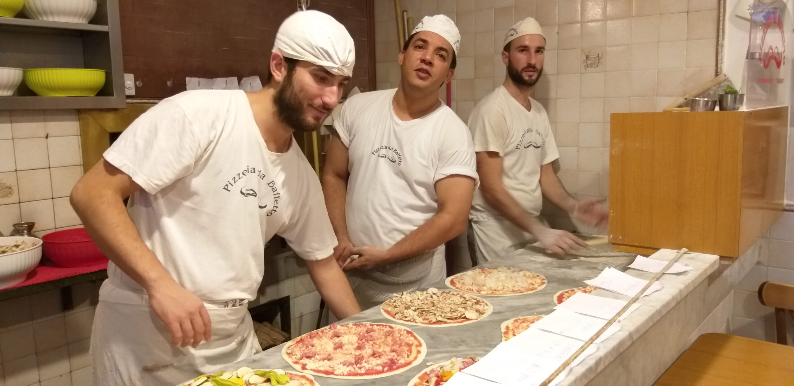 "Typowi Włosi", czyli słów kilka o stereotypach - W sandałach przez Italię